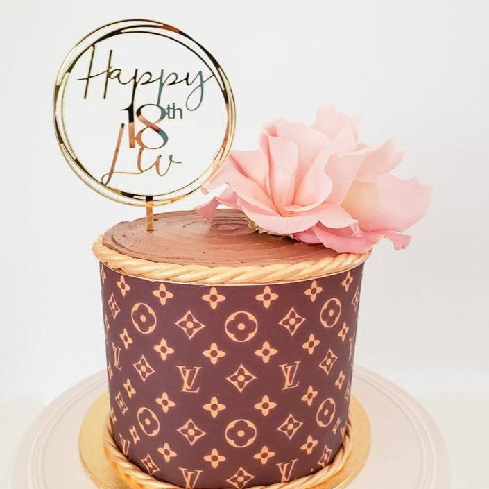 Personalised Wedding Cake Topper - Circle & Heart Design – Cabe & Co